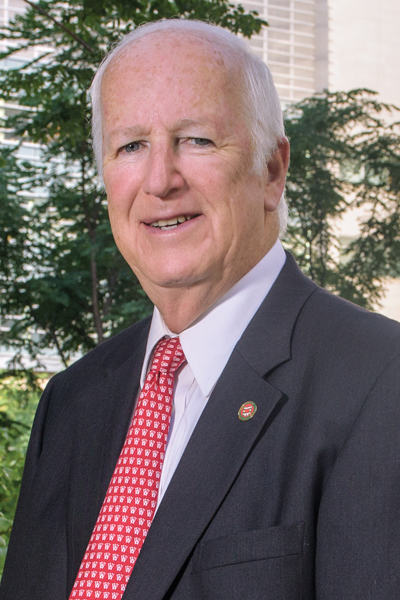 Larry J. Shapiro - Commencement Archive 2014-2019
